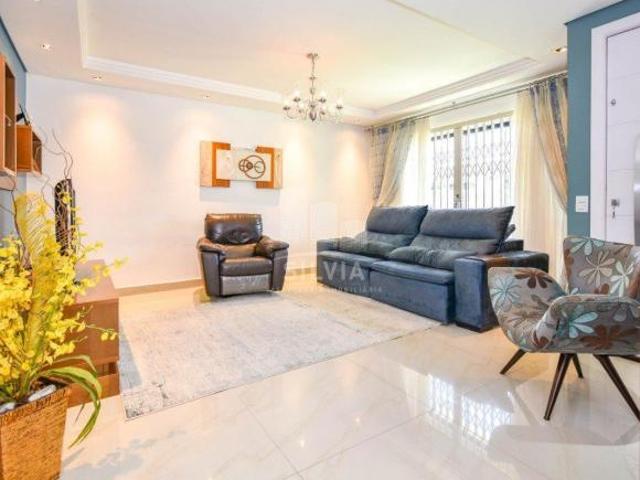 Casa à venda em Novo Mundo