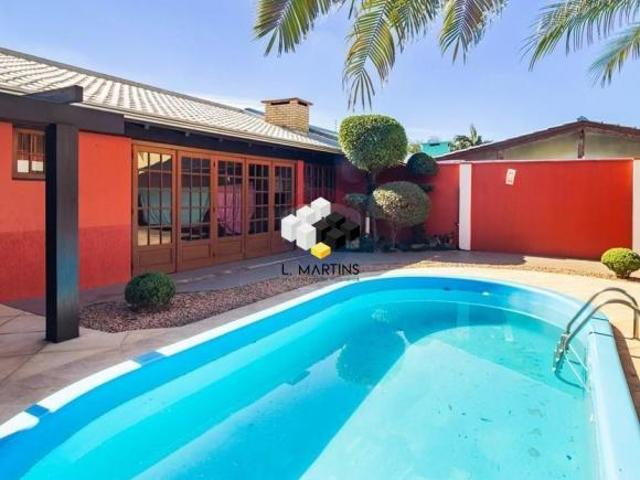 Casa a Venda em Nono Hamburgo no Jardim Mauá