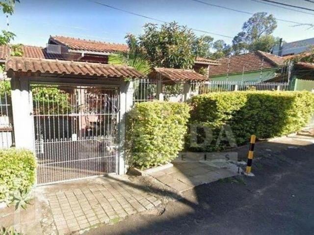 Casa à venda em Nonoai com 181 m², 3 quartos, 2 vagas