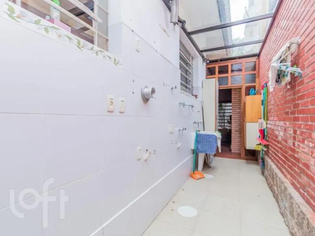 Casa à venda em Nonoai com 315 m², 3 quartos, 4 vagas