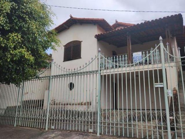 Casa à venda em Nossa Senhora da Saúde