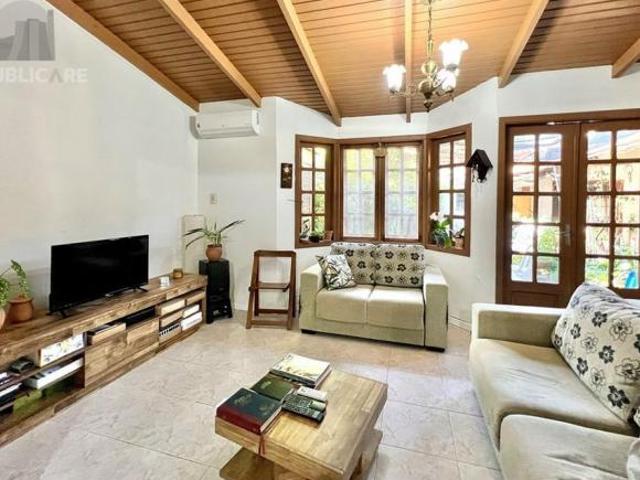 Casa à venda em Nossa Senhora das Graças