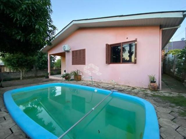 Casa a Venda em NH, bairro Petrópolis
