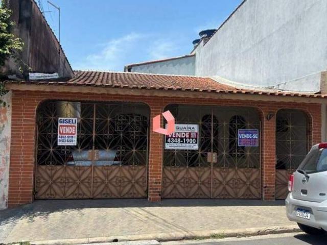 Casa à venda em São Bernardo do Campo Alves Dias — 3 suítes, quintal e churrasqueira