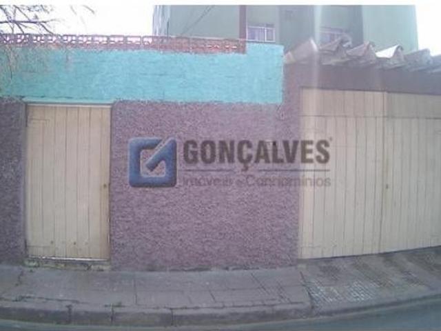 Casa à venda em São Bernardo do Campo Alves Dias, 133 m², 4 vagas