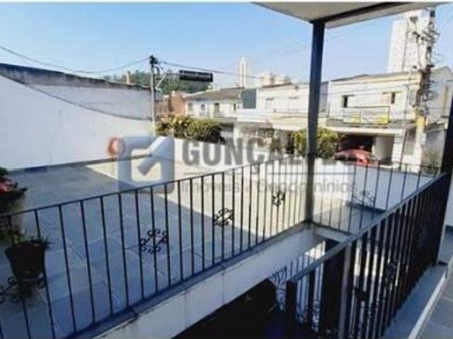 Casa à venda em São Bernardo do Campo Baeta Neves – 3 quartos, 1 suíte, quintal, 4 vagas