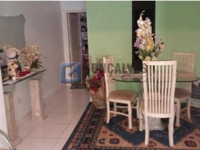 Casa à venda em São Bernardo do Campo Centro – 3 Quartos, 3 Vagas, 154 m²