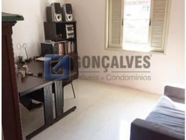 Casa à venda em São Bernardo do Campo – 4 dormitórios, 4 vagas, 330m² de terreno