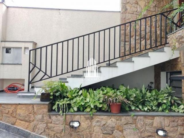 CASA Á VENDA EM SÃO CAETANO