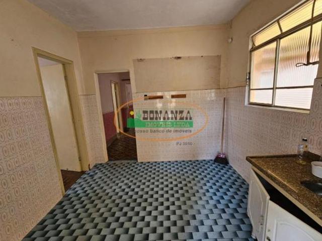 Casa à venda em São Judas Tadeu