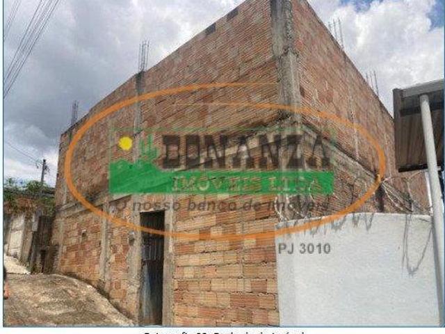 Casa à venda em São João