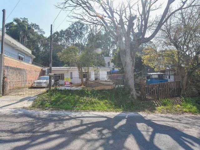 Casa à venda em São João