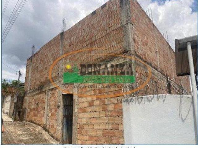 Casa à venda em São João