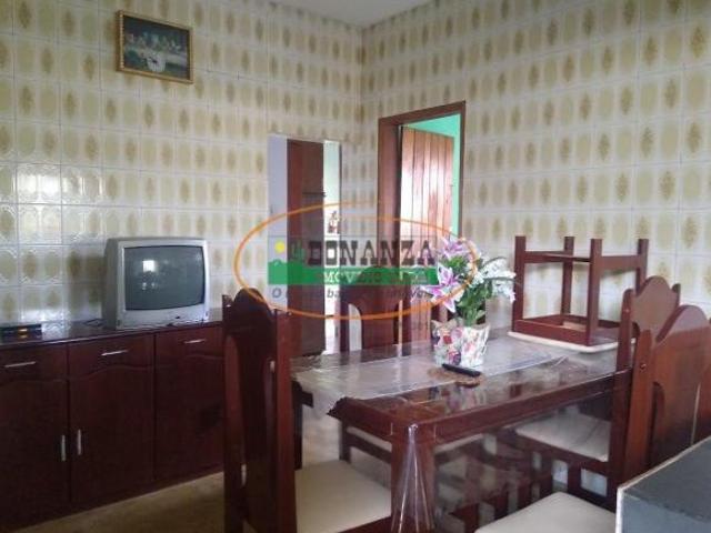 Casa à venda em São João