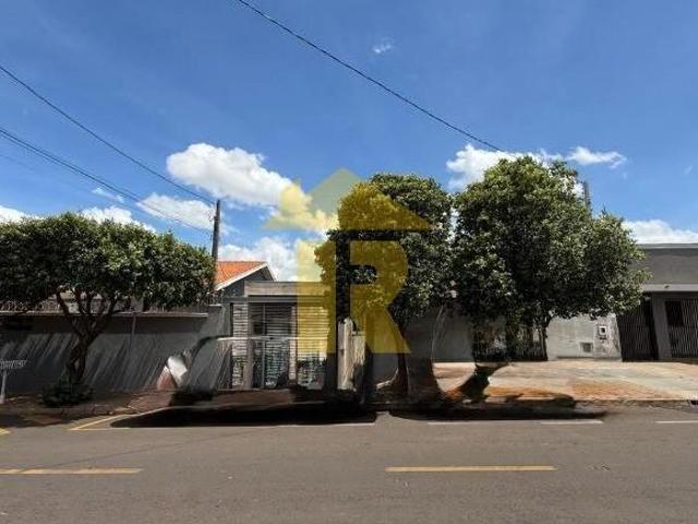 casa à venda em São José do Rio Preto SP, Jardim Soraia: 3 quartos, 2 suítes, 3 salas, 3 banheiros