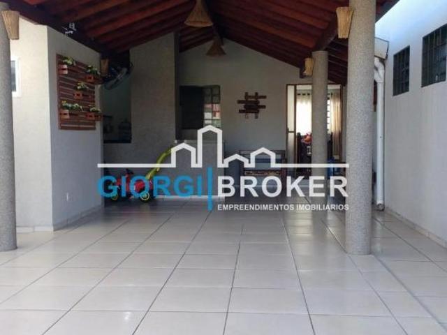 Casa à venda em São José do Rio Preto SP, Residencial Jardim Norte: 2 quartos, 1 suíte, 1 sala, 2 ba