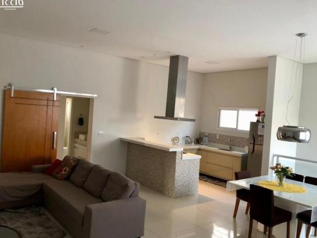 Casa à venda em São José dos Campos