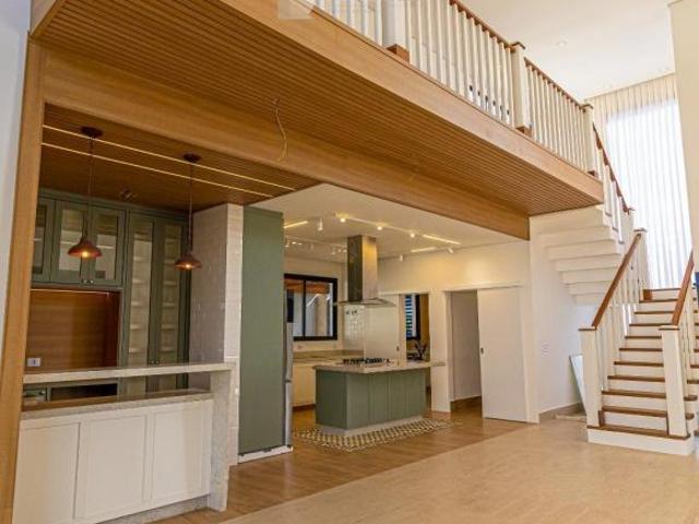 Casa à venda em São José dos Campos, Condomínio Residencial Monte Carlo, com 4 quartos, com 337 m²