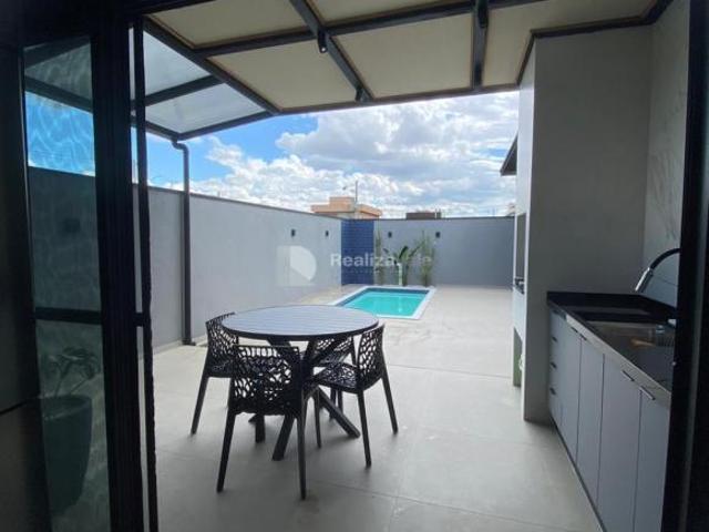 Casa à venda em São José dos Campos, Eugênio de Mello, com 3 quartos, com 140 m², Vereda dos Campos