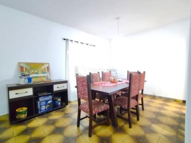 Casa à venda em São José dos Campos, Jardim Oriente, com 3 quartos, com 292 m²