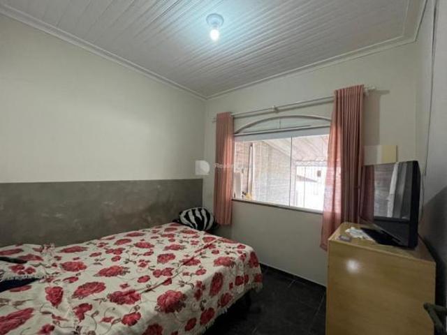 Casa à venda em São José dos Campos, Jardim Oriente, com 3 quartos, com 330 m²