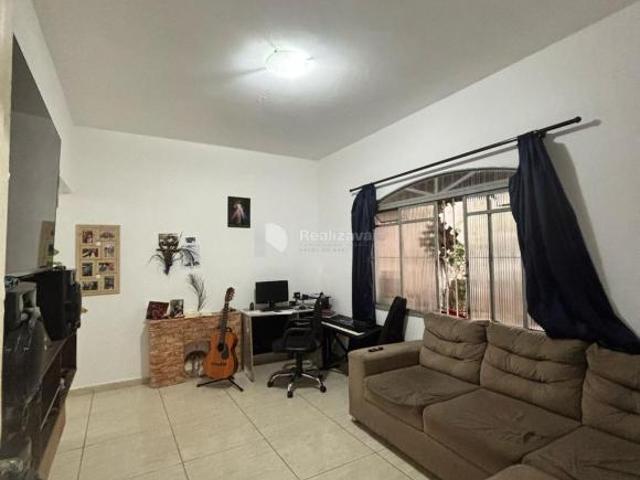 Casa à venda em São José dos Campos, Jardim Portugal, com 3 quartos, com 116 m²