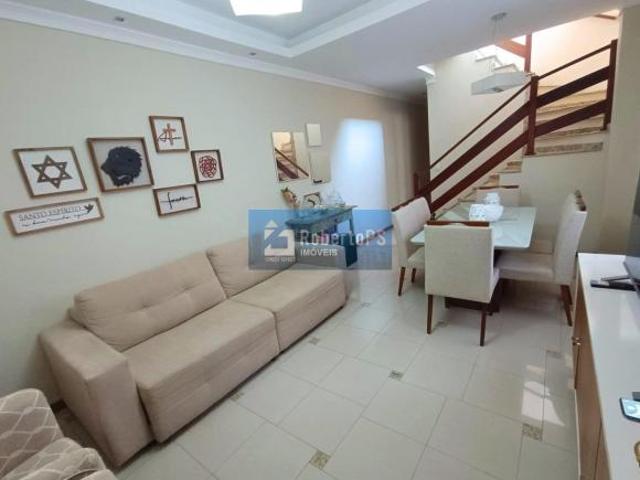 Casa à venda em São José dos Campos SP, Jardim das Indústrias! 4 quartos, 1 suíte, 2 salas, 2 banhei