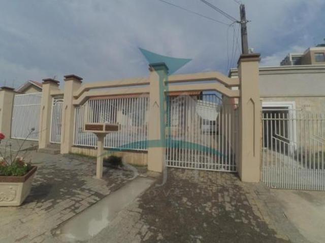 Casa à Venda em São José dos Pinhais PR 3 Qtos, 2 Suítes, 2 Salas, 3 Banheiros, 5 Vagas, 240m² Áre