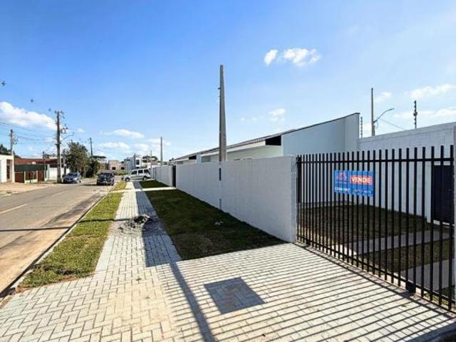 Casa à venda em São José dos Pinhais/PR