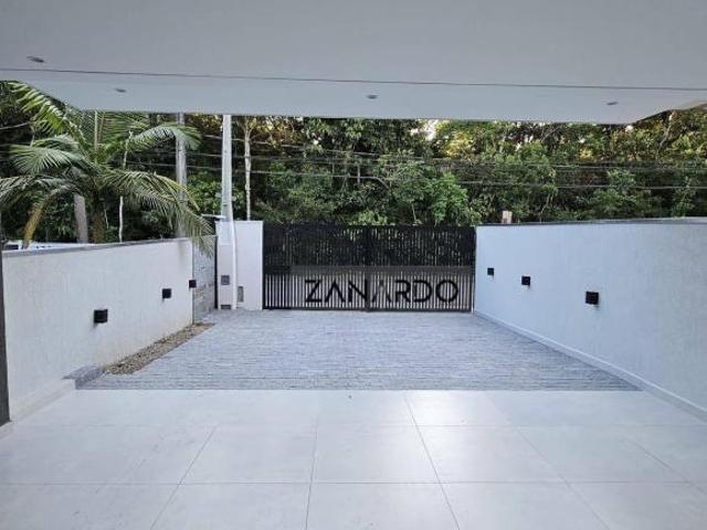 Casa a venda em São Lourenço