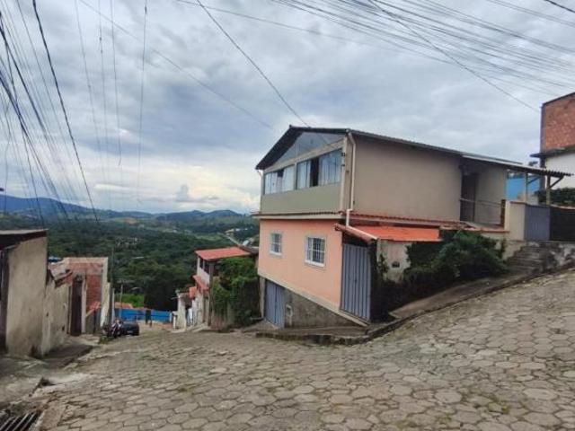 Casa à venda em São Lourenço