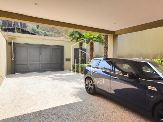 Casa à venda em São Paulo Fazenda Morumbi