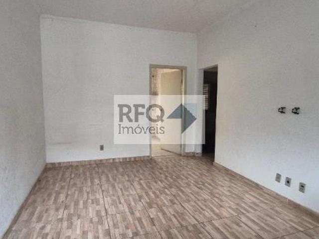 Casa à venda em São Paulo SP, Jardim da Glória: 2 quartos, 1 suíte, 1 sala, 1 banheiro, 3 vagas de g