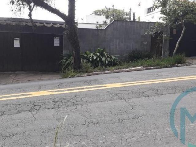 Casa à venda em São Paulo SP, Sumaré: 5 quartos, 1 suíte, 3 banheiros, 4 vagas d