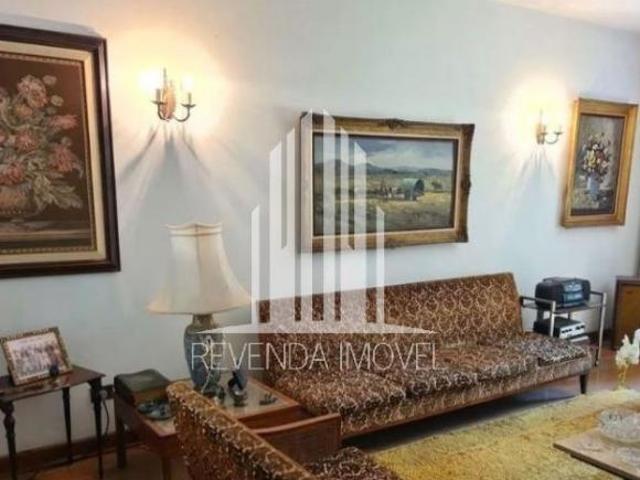 Casa à venda em São Paulo SP, Vila Nova Conceição: 3 quartos, 1 suíte, 4 banheir