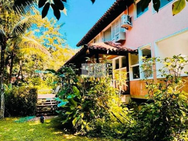 Casa à venda em São Sebastião