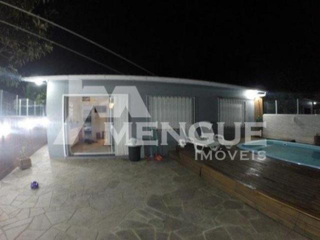 Casa à venda em São Sebastião