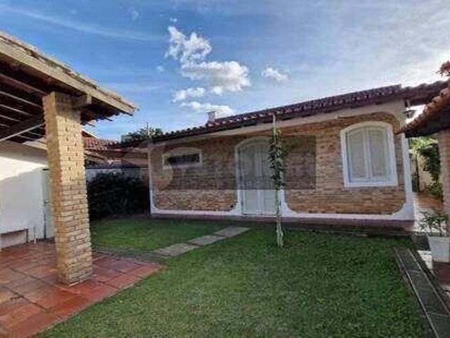 Casa à venda em São Sebastião, Barequeçaba, com 3 quartos, 156m²