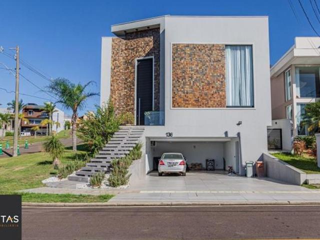 Casa à venda em São Vicente