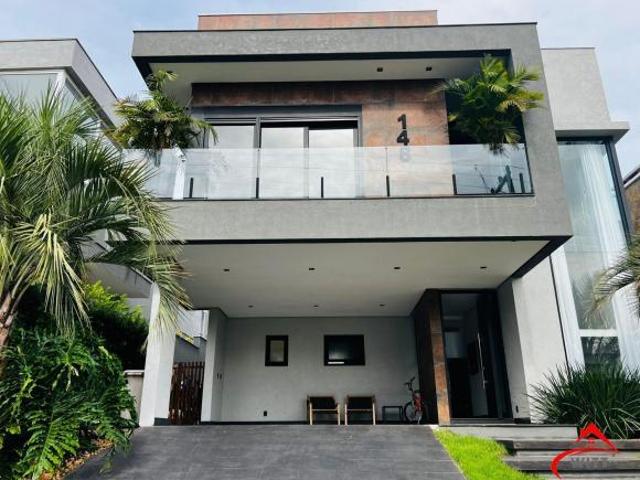 Casa à venda em São Vicente