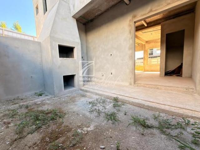 Casa à venda em São Virgílio da Sexta Légua