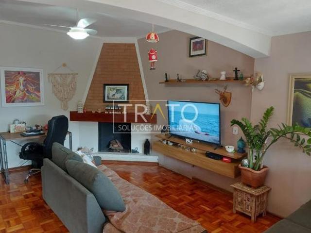 Casa à venda em Sousas, Campinas SP