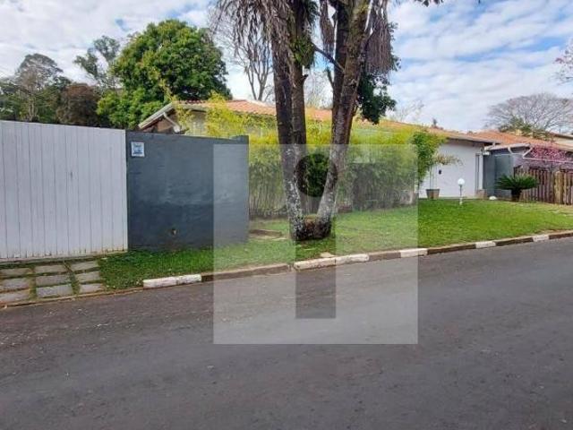 Casa a venda em Sousas Campinas