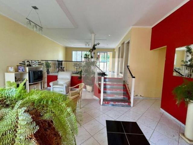 Casa a venda em Sousas, Campinas/SP
