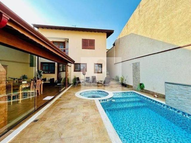 Casa a venda em Sousas, Campinas/SP