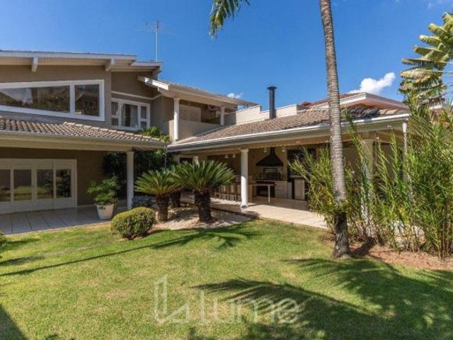 Casa à venda em Sousas