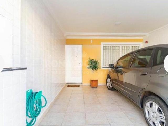 Casa à Venda em Socorro com 3 Dormitórios e 2 banheiros 2 Vagas de Garagem