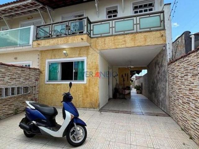 Casa à Venda em Solemar, Praia Grande SP