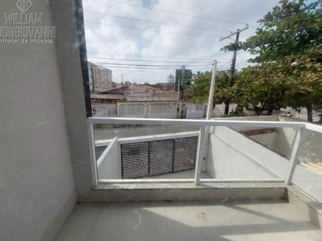 Casa à Venda em Solemar, Praia Grande SP