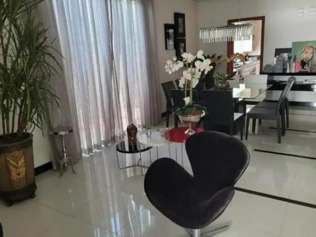 Casa a Venda em Sorocaba com 3 dormitórios